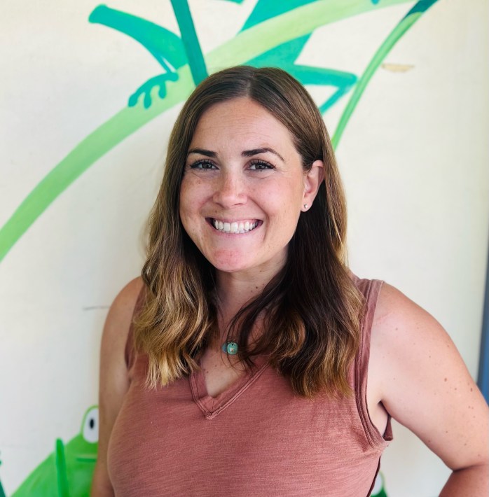 Miss Betsy – Green Frogs Team Teacher – Little Oak Preschool